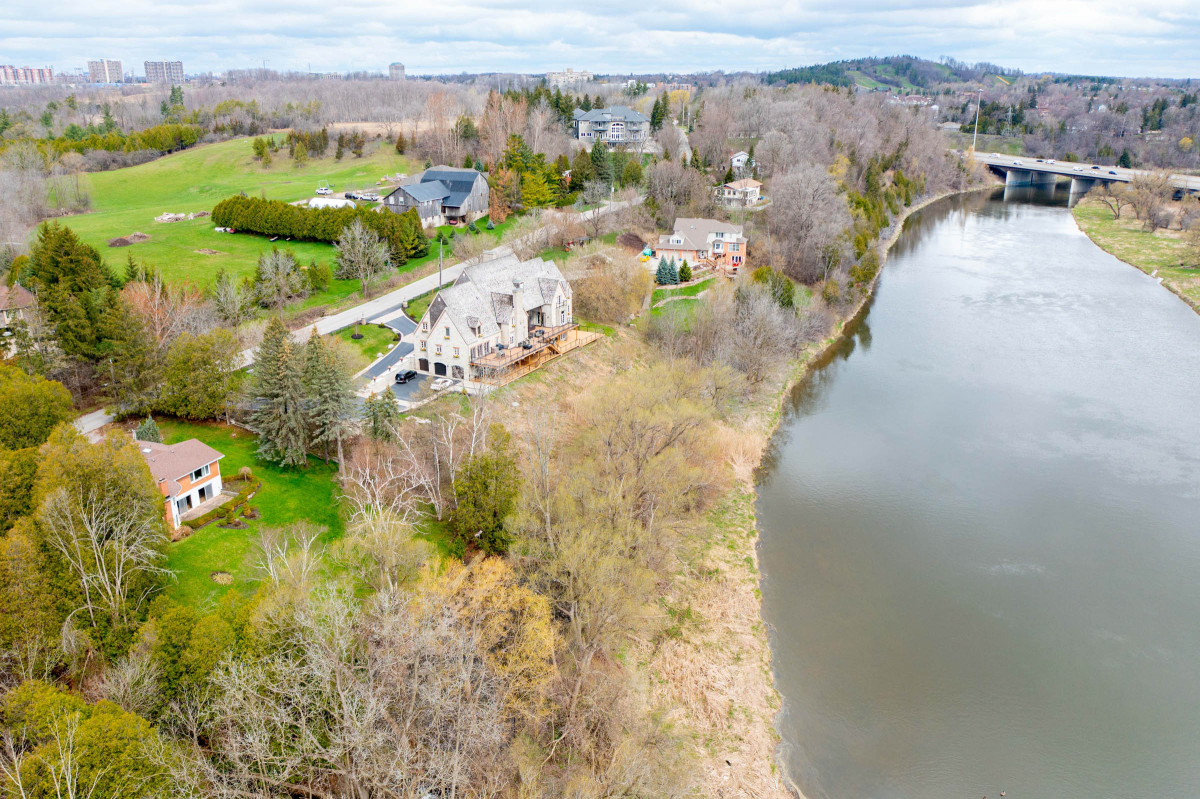 TrilliumWest Real Estate Brokerage :: TW Neighbourhoods :: Hidden Valley